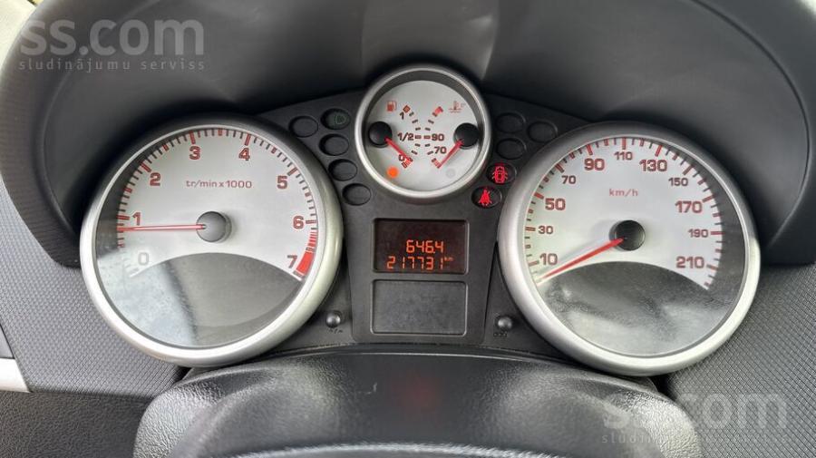 Grey Peugeot 207 2007 in Rezekne, with an engine capacity of 1.40 L and mileage of 218 thousand km for 1150 €, photo 15 on AUTOMOTO.COM.LV