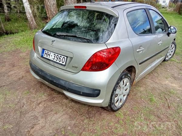 Pelēks Peugeot 207 2008 Rīga, ar dzinēja tilpumu 1.60 L un nobraukumu 239 tūkst. km par 1500 €, foto 10 vietnē AUTOMOTO.COM.LV