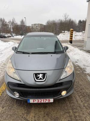 Grey Peugeot 207 2008 in Vilnius, with an engine capacity of 1.59 L and mileage of 240 thousand km for 1650 €, photo 2 on AUTOMOTO.COM.LV