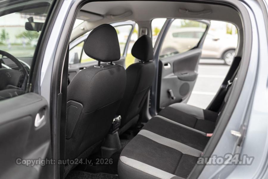 Grey Peugeot 207 2008 in Tallinn, with an engine capacity of 1.40 L and mileage of 155 thousand km for 1998 €, photo 14 on AUTOMOTO.COM.LV