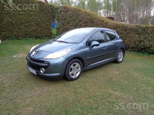 Grey Peugeot 207 2008 in Ogre, with an engine capacity of 1.40 L and mileage of 240 thousand km for 2600 €, photo 8 on AUTOMOTO.COM.LV