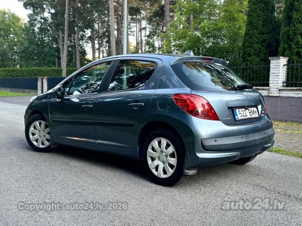 Pelēks Peugeot 207 2008 Tallina, ar dzinēja tilpumu 1.40 L un nobraukumu 158 tūkst. km par 1190 €, foto 4 vietnē AUTOMOTO.COM.LV