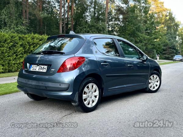 Pelēks Peugeot 207 2008 Tallina, ar dzinēja tilpumu 1.40 L un nobraukumu 158 tūkst. km par 1190 €, foto 6 vietnē AUTOMOTO.COM.LV