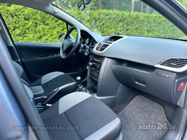 Pelēks Peugeot 207 2008 Tallina, ar dzinēja tilpumu 1.40 L un nobraukumu 158 tūkst. km par 1190 €, foto 10 vietnē AUTOMOTO.COM.LV