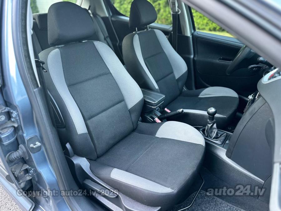 Grey Peugeot 207 2008 in Tallinn, with an engine capacity of 1.40 L and mileage of 158 thousand km for 1190 €, photo 13 on AUTOMOTO.COM.LV