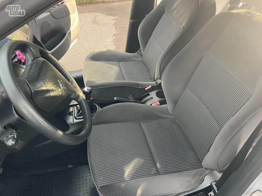 Grey Peugeot 207 2008 in Siauliai, with an engine capacity of 1.40 L and mileage of 0 thousand km for 1499 €, photo 19 on AUTOMOTO.COM.LV