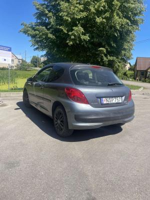 Grey Peugeot 207 2008 in Kelme, with an engine capacity of 1.40 L and mileage of 142 thousand km for 1200 €, photo 15 on AUTOMOTO.COM.LV