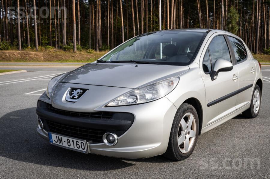 Pelēks Peugeot 207 2008 Rīga, ar dzinēja tilpumu 1.40 L un nobraukumu 189 tūkst. km par 650 €, foto 1 vietnē AUTOMOTO.COM.LV
