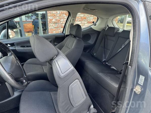 Grey Peugeot 207 2008 in Talsi, with an engine capacity of 1.40 L and mileage of 179 thousand km for 2795 €, photo 9 on AUTOMOTO.COM.LV
