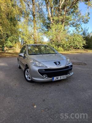 Pelēks Peugeot 207 2008 Rīga, ar dzinēja tilpumu 1.40 L un nobraukumu 189 tūkst. km par 2200 €, foto 3 vietnē AUTOMOTO.COM.LV