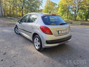Pelēks Peugeot 207 2008 Rīga, ar dzinēja tilpumu 1.40 L un nobraukumu 189 tūkst. km par 2200 €, foto 4 vietnē AUTOMOTO.COM.LV