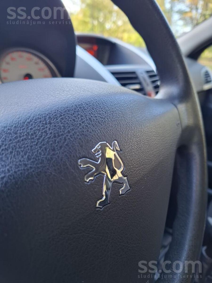 Pelēks Peugeot 207 2008 Rīga, ar dzinēja tilpumu 1.40 L un nobraukumu 189 tūkst. km par 2200 €, foto 11 vietnē AUTOMOTO.COM.LV