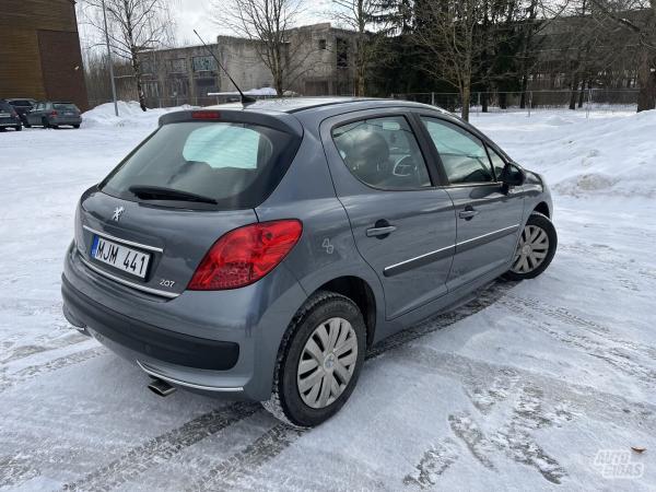 Pelēks Peugeot 207 2009 Trakai, ar dzinēja tilpumu 1.40 L un nobraukumu 211 tūkst. km par 1970 €, foto 4 vietnē AUTOMOTO.COM.LV