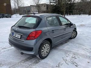 Pelēks Peugeot 207 2009 Trakai, ar dzinēja tilpumu 1.40 L un nobraukumu 211 tūkst. km par 1890 €, foto 3 vietnē AUTOMOTO.COM.LV