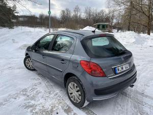 Pelēks Peugeot 207 2009 Trakai, ar dzinēja tilpumu 1.40 L un nobraukumu 211 tūkst. km par 1890 €, foto 4 vietnē AUTOMOTO.COM.LV