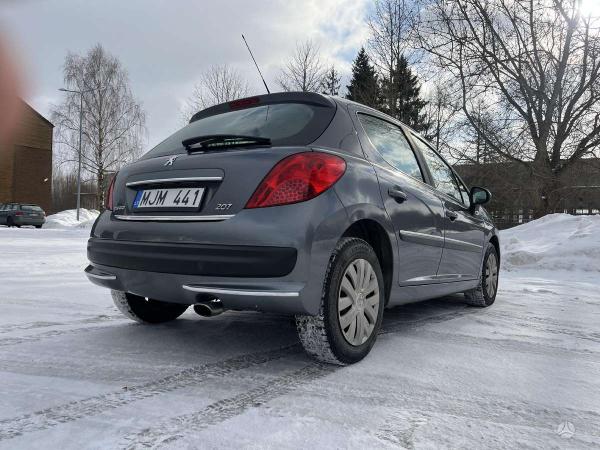 Grey Peugeot 207 2009 in Trakai, with an engine capacity of 1.40 L and mileage of 211 thousand km for 1890 €, photo 9 on AUTOMOTO.COM.LV