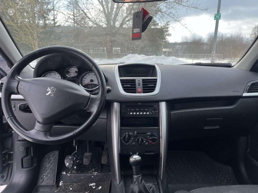 Pelēks Peugeot 207 2009 Trakai, ar dzinēja tilpumu 1.40 L un nobraukumu 211 tūkst. km par 1890 €, foto 11 vietnē AUTOMOTO.COM.LV