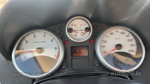 Pelēks Peugeot 207 2009 Tallina, ar dzinēja tilpumu 1.40 L un nobraukumu 200 tūkst. km par 700 €, foto 11 vietnē AUTOMOTO.COM.LV