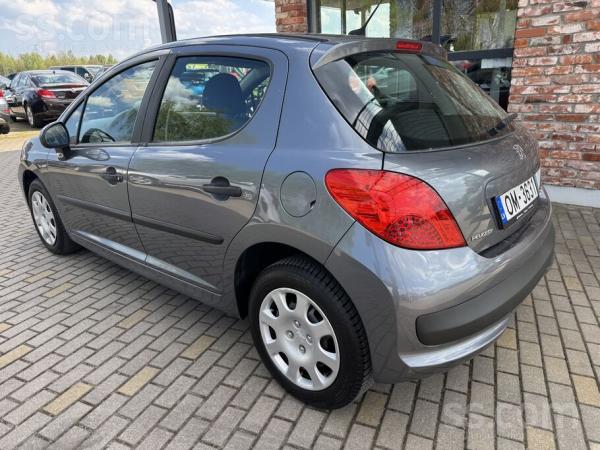 Grey Peugeot 207 2009 in Talsi, with an engine capacity of 1.40 L and mileage of 84 thousand km for 2995 €, photo 6 on AUTOMOTO.COM.LV