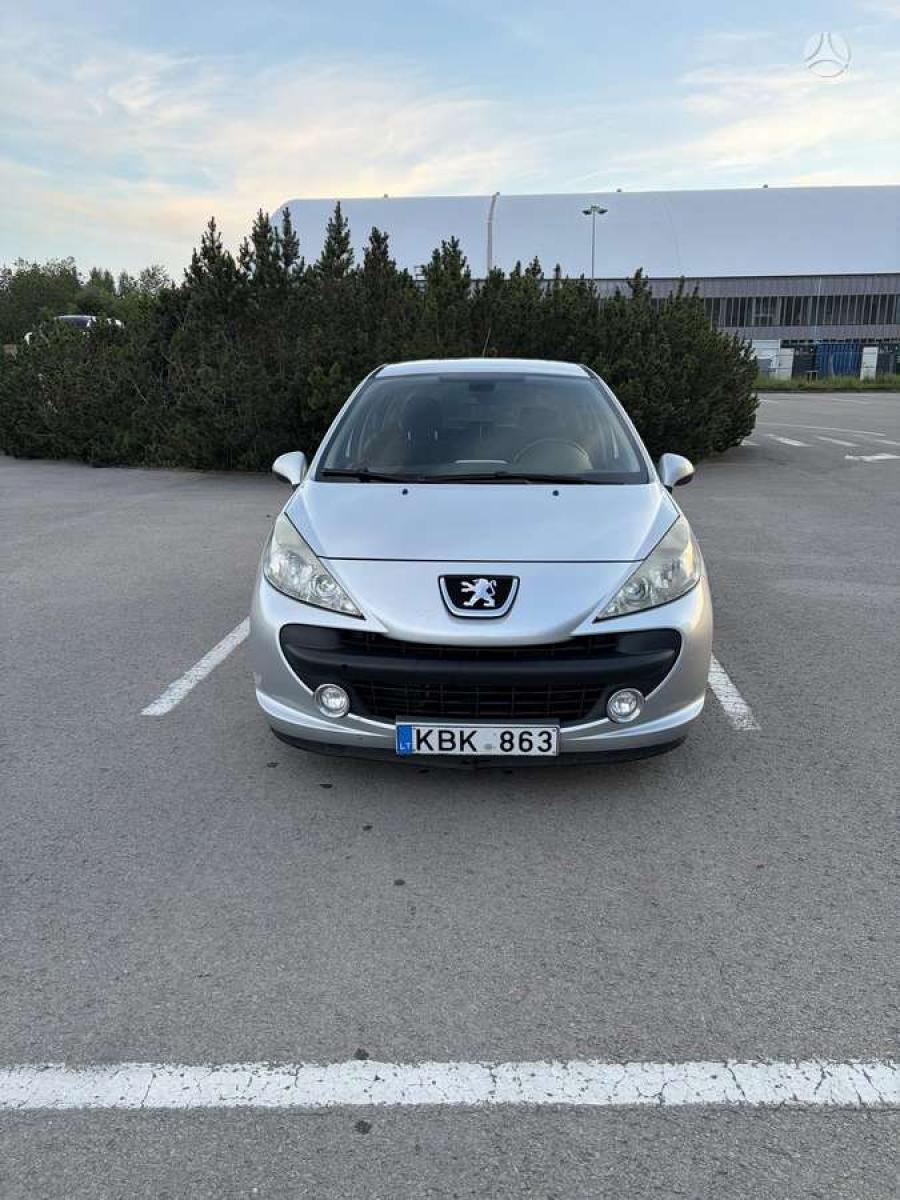 Pelēks Peugeot 207 2009 Šauļi, ar dzinēja tilpumu 1.60 L un nobraukumu 183 tūkst. km par 2200 €, foto 1 vietnē AUTOMOTO.COM.LV