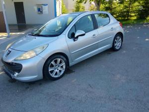Pelēks Peugeot 207 2009 Šilalė, ar dzinēja tilpumu 1.56 L un nobraukumu 240 tūkst. km par 1250 €, foto  vietnē AUTOMOTO.COM.LV