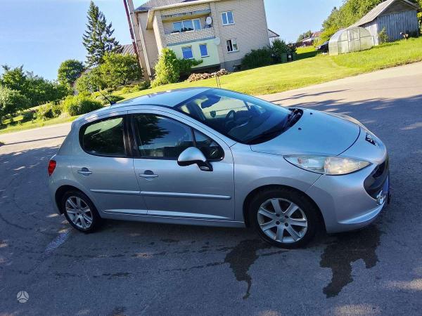 Pelēks Peugeot 207 2009 Šilalė, ar dzinēja tilpumu 1.56 L un nobraukumu 240 tūkst. km par 1250 €, foto 5 vietnē AUTOMOTO.COM.LV