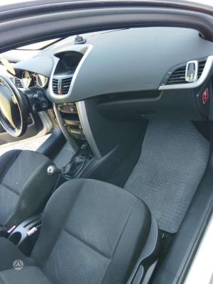 Pelēks Peugeot 207 2009 Šilalė, ar dzinēja tilpumu 1.56 L un nobraukumu 240 tūkst. km par 1250 €, foto 13 vietnē AUTOMOTO.COM.LV