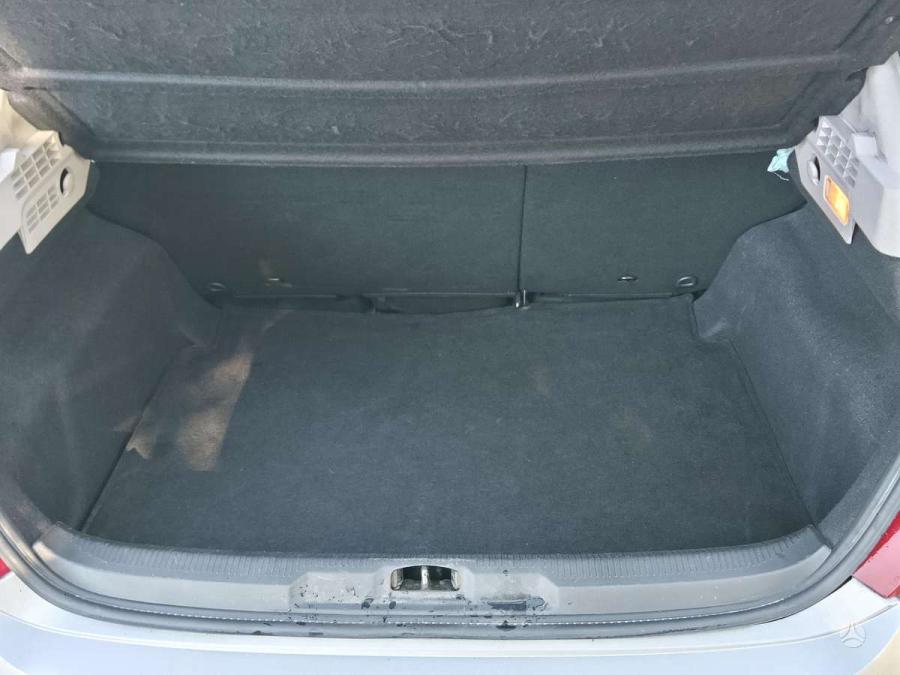Pelēks Peugeot 207 2009 Šilalė, ar dzinēja tilpumu 1.56 L un nobraukumu 240 tūkst. km par 1250 €, foto 15 vietnē AUTOMOTO.COM.LV