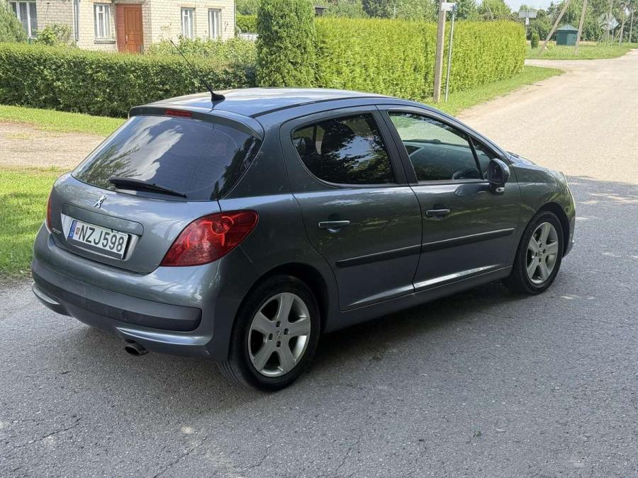 Серый Пежо 207 2009 в Укмерге, объемом двигателя 1.56 л и пробегом 282 тыс. км за 1400 €, фото 5 на AUTOMOTO.COM.LV