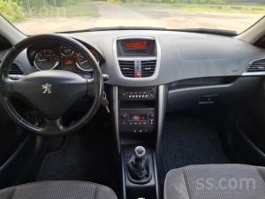 Pelēks Peugeot 207 2009 Rīga, ar dzinēja tilpumu 1.60 L un nobraukumu 160 tūkst. km par 1990 €, foto 7 vietnē AUTOMOTO.COM.LV