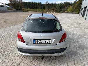 Grey Peugeot 207 2009 in Ukmerge, with an engine capacity of 1.60 L and mileage of 162 thousand km for 2499 €, photo 6 on AUTOMOTO.COM.LV