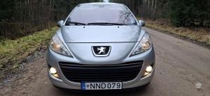 Pelēks Peugeot 207 2010 Panevēža, ar dzinēja tilpumu 1.40 L un nobraukumu 175 tūkst. km par 1999 €, foto  vietnē AUTOMOTO.COM.LV