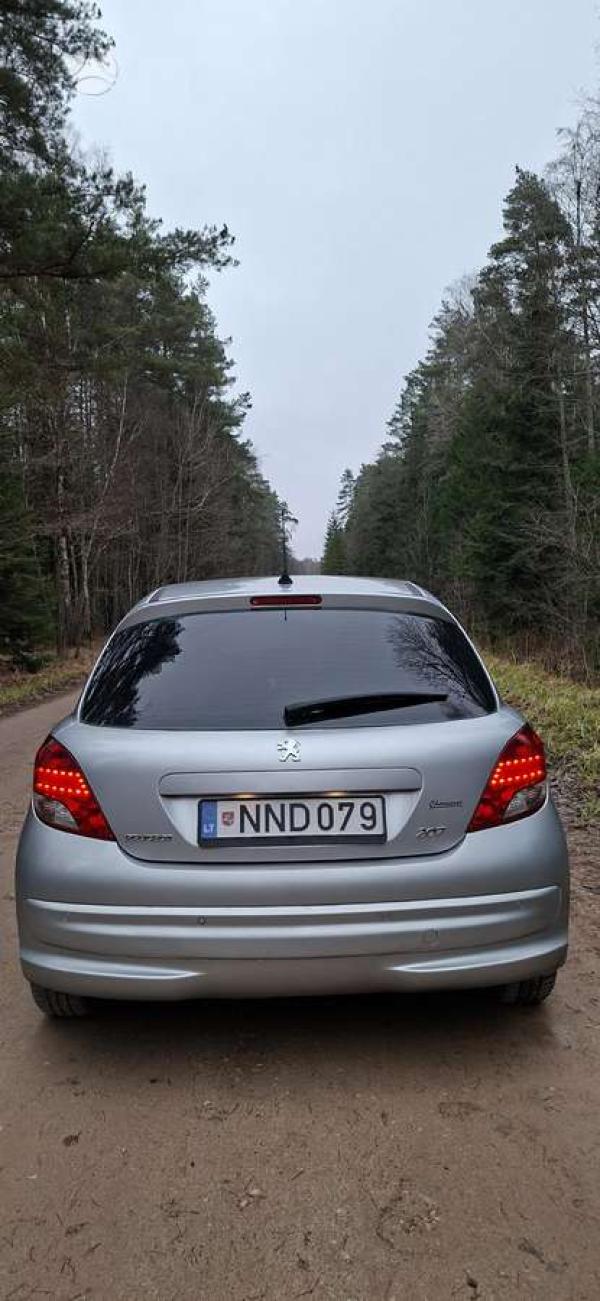 Grey Peugeot 207 2010 in Panevezys, with an engine capacity of 1.40 L and mileage of 175 thousand km for 1999 €, photo 10 on AUTOMOTO.COM.LV