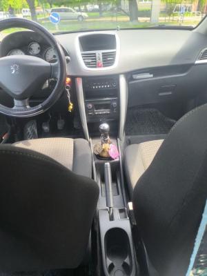 Grey Peugeot 207 2011 in Marijampole, with an engine capacity of 1.60 L and mileage of 152 thousand km for 1500 €, photo 10 on AUTOMOTO.COM.LV