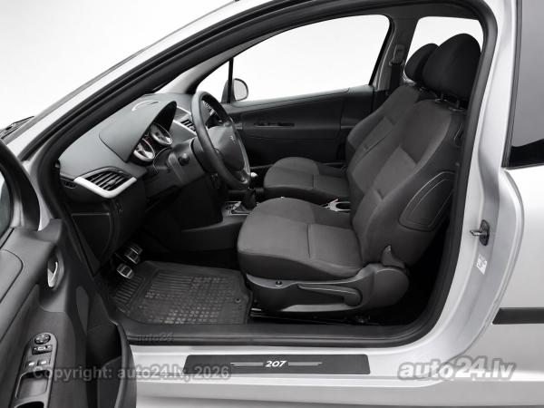 Pelēks Peugeot 207 2011 Tallina, ar dzinēja tilpumu 1.60 L un nobraukumu 220 tūkst. km par 2890 €, foto 9 vietnē AUTOMOTO.COM.LV