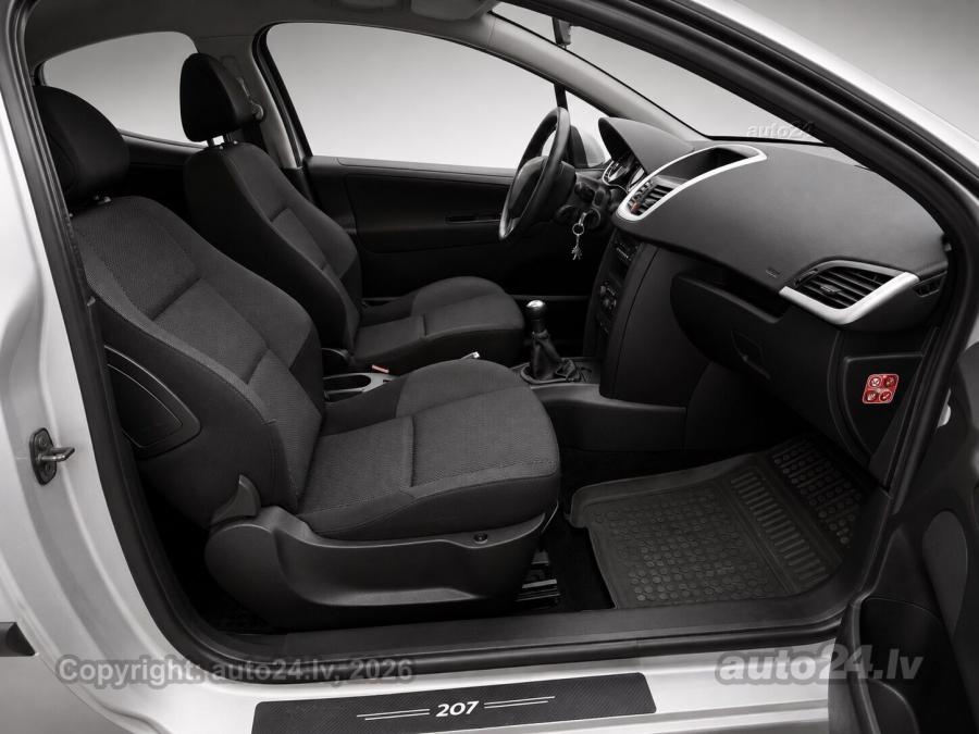 Pelēks Peugeot 207 2011 Tallina, ar dzinēja tilpumu 1.60 L un nobraukumu 220 tūkst. km par 2890 €, foto 12 vietnē AUTOMOTO.COM.LV