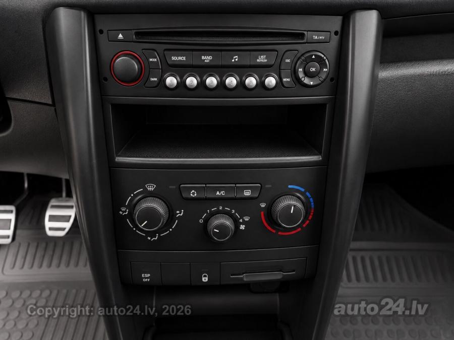 Pelēks Peugeot 207 2011 Tallina, ar dzinēja tilpumu 1.60 L un nobraukumu 220 tūkst. km par 2890 €, foto 21 vietnē AUTOMOTO.COM.LV