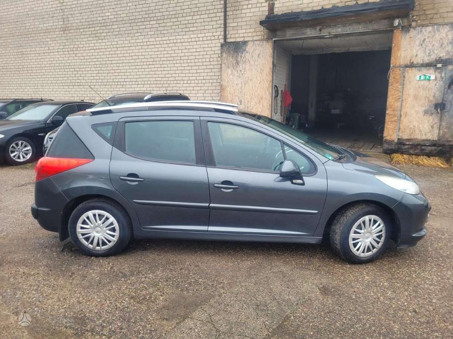 Grey Peugeot 207 2008 in Telschi, with an engine capacity of 1.56 L and mileage of 200 thousand km for 2999 €, photo 5 on AUTOMOTO.COM.LV