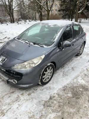Grey Peugeot 207 2008 in Vilnius, with an engine capacity of 0.00 L and mileage of 224 thousand km for 2100 €, photo 3 on AUTOMOTO.COM.LV