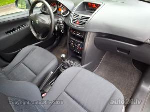 Pelēks Peugeot 207 2008 Tartu, ar dzinēja tilpumu 1.40 L un nobraukumu 210 tūkst. km par 2490 €, foto 10 vietnē AUTOMOTO.COM.LV