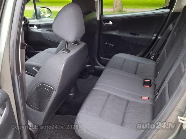 Pelēks Peugeot 207 2008 Tartu, ar dzinēja tilpumu 1.40 L un nobraukumu 210 tūkst. km par 2490 €, foto 10 vietnē AUTOMOTO.COM.LV