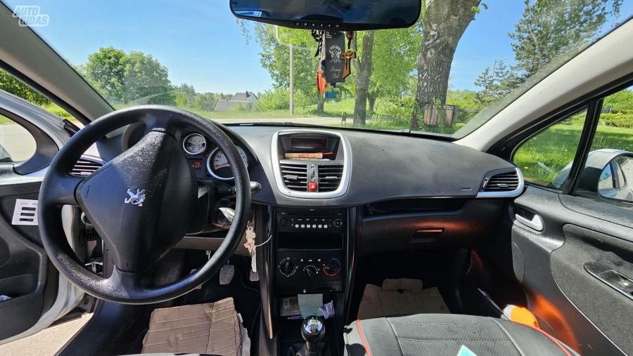 Pelēks Peugeot 207 2008 Kelmė, ar dzinēja tilpumu 1.60 L un nobraukumu 285 tūkst. km par 1350 €, foto 15 vietnē AUTOMOTO.COM.LV