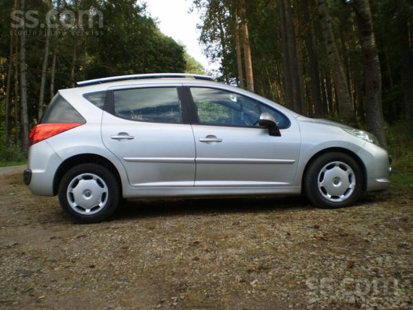 Peugeot 207 2009 Daugavpils vietnē Pelēks Peugeot 207 2009 Daugavpils, ar dzinēja tilpumu 1.60 L un nobraukumu 270 tūkst. km par 1780 €, foto 7 vietnē AUTOMOTO.COM.LV