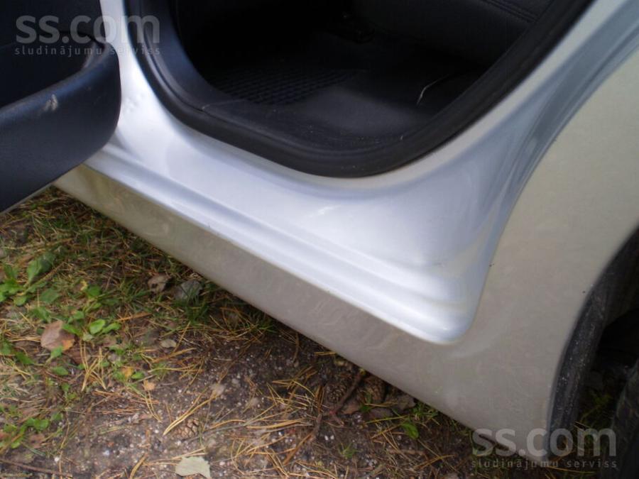 Pelēks Peugeot 207 2009 Daugavpils, ar dzinēja tilpumu 1.60 L un nobraukumu 270 tūkst. km par 1780 €, foto 15 vietnē AUTOMOTO.COM.LV