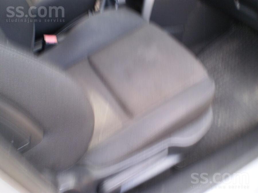 Pelēks Peugeot 207 2009 Daugavpils, ar dzinēja tilpumu 1.60 L un nobraukumu 270 tūkst. km par 1780 €, foto 20 vietnē AUTOMOTO.COM.LV
