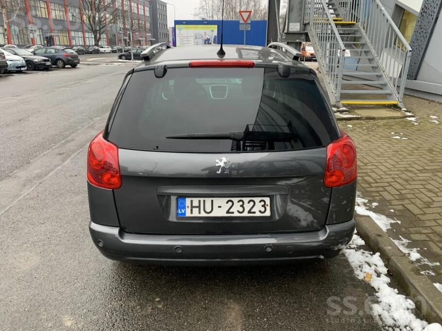 Pelēks Peugeot 207 2010 Rīga, ar dzinēja tilpumu 1.60 L un nobraukumu 262 tūkst. km par 2100 €, foto 7 vietnē AUTOMOTO.COM.LV