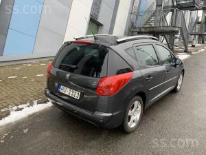 Pelēks Peugeot 207 2010 Rīga, ar dzinēja tilpumu 1.60 L un nobraukumu 262 tūkst. km par 2100 €, foto 8 vietnē AUTOMOTO.COM.LV