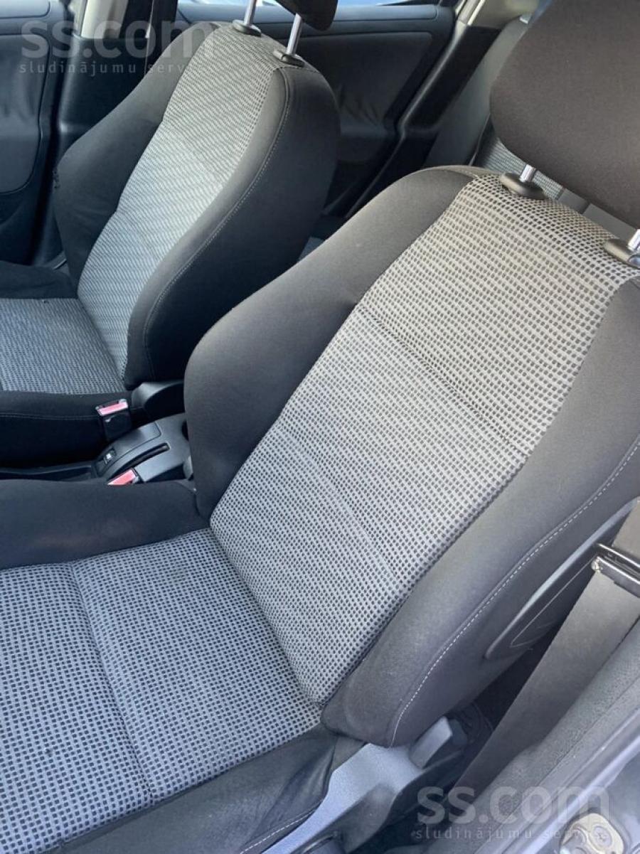 Pelēks Peugeot 207 2010 Rīga, ar dzinēja tilpumu 1.60 L un nobraukumu 262 tūkst. km par 2100 €, foto 11 vietnē AUTOMOTO.COM.LV