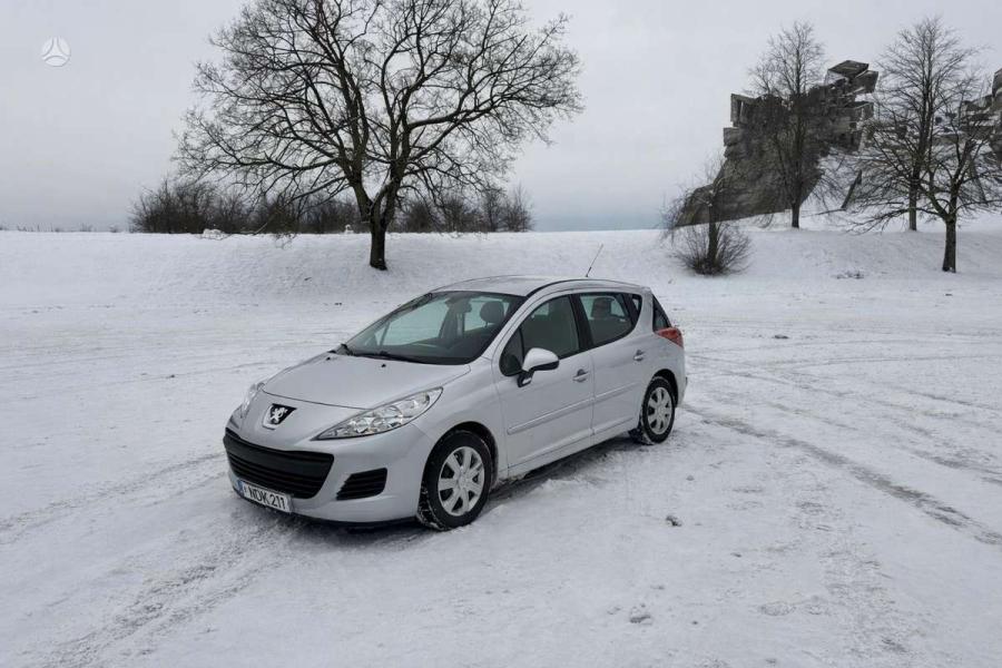 Pelēks Peugeot 207 2011 Kauņa, ar dzinēja tilpumu 1.56 L un nobraukumu 290 tūkst. km par 1750 €, foto 1 vietnē AUTOMOTO.COM.LV