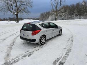 Pelēks Peugeot 207 2011 Kauņa, ar dzinēja tilpumu 1.56 L un nobraukumu 290 tūkst. km par 1750 €, foto 4 vietnē AUTOMOTO.COM.LV